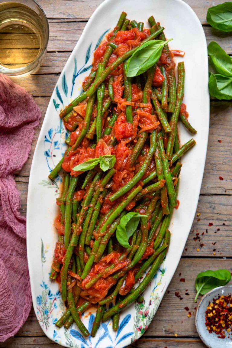 Italian Green Beans In Tomato Sauce - Inside The Rustic Kitchen