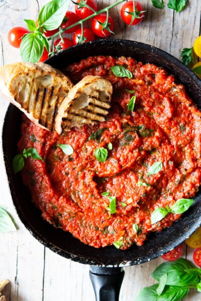 Authentic Italian Tomato Sauce - Quick, Easy & Delicious - Inside The ...