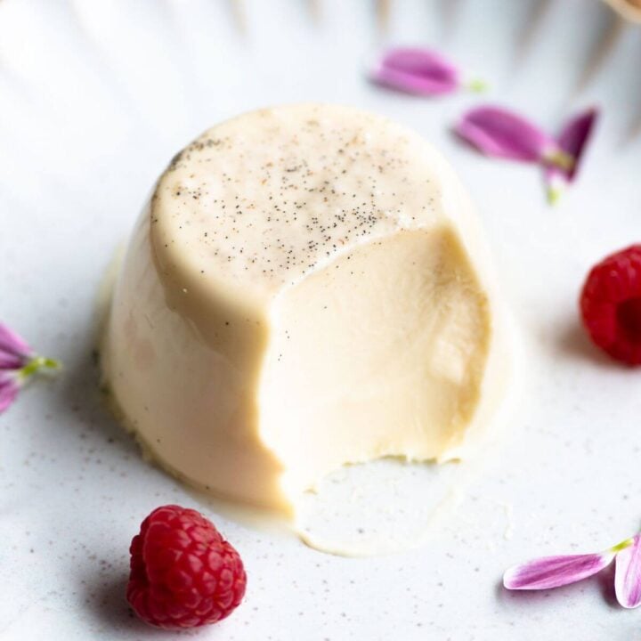 Vanilla Panna Cotta (classic recipe) - Inside The Rustic Kitchen