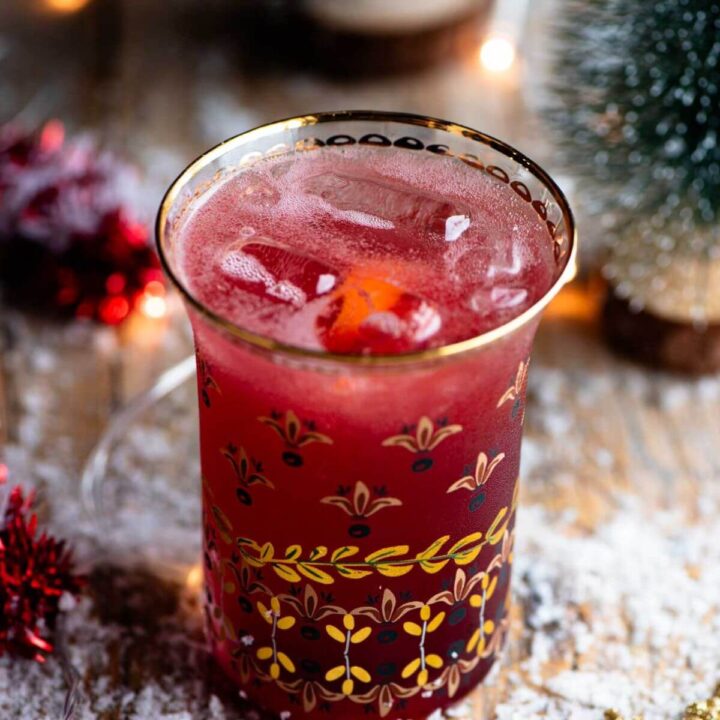 Christmas Spiced Cranberry and Prosecco Fizz - Inside The Rustic Kitchen