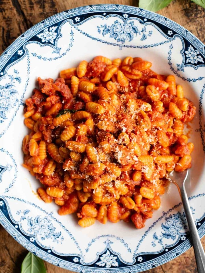 Fileja alla 'Nduja (Spicy Calabrian Nduja Pasta) - Inside The Rustic ...